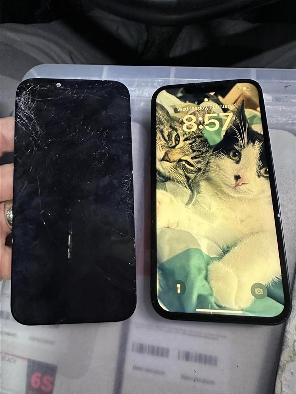 iPhone 12 Pro screen repair in 15 minutes + covers & cases | SmartTech ...